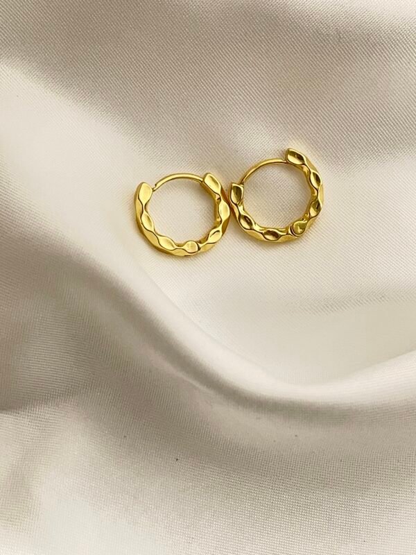 Juliet Mini Hoop – Alcor Jewels