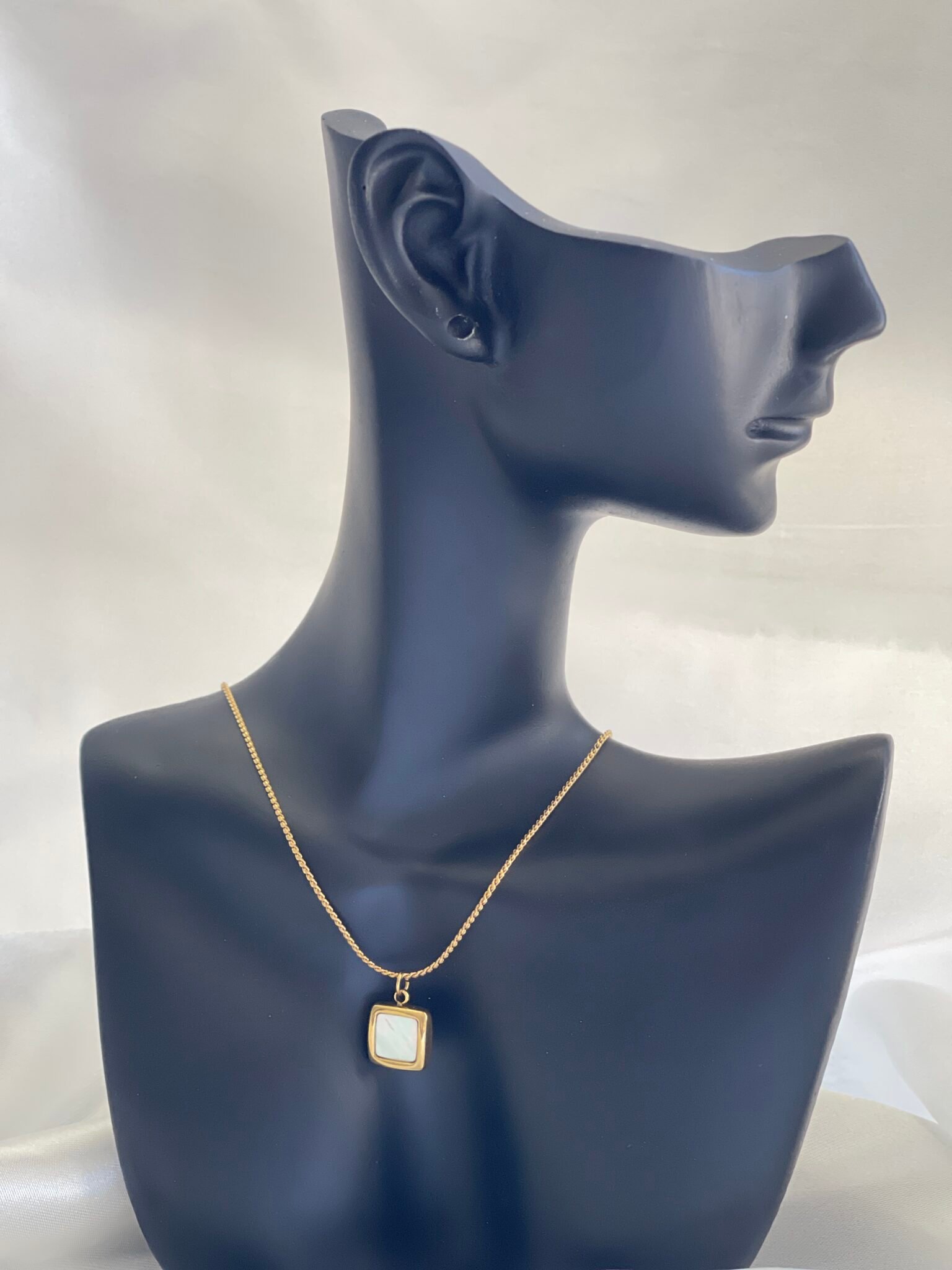 Isla Square Necklace – Alcor Jewels